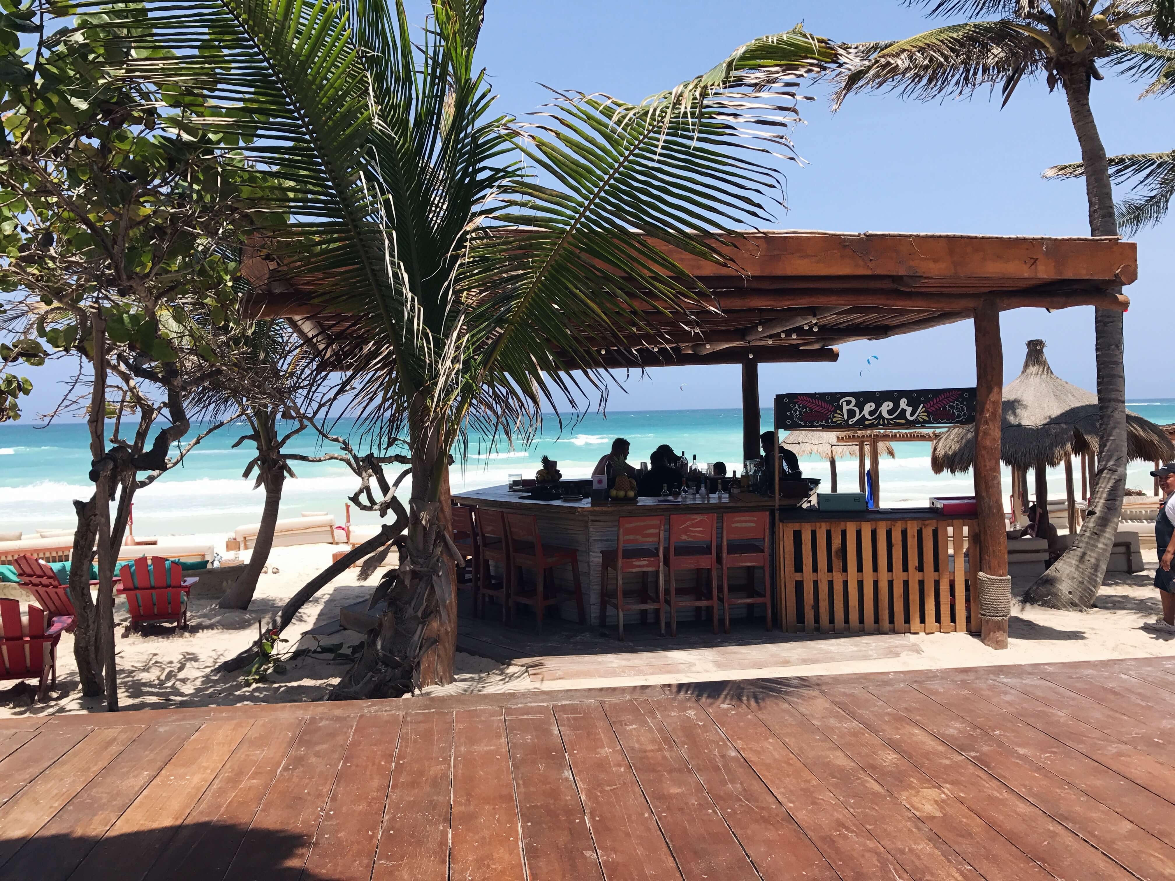 Honeymoon in Tulum - Claire Guentz