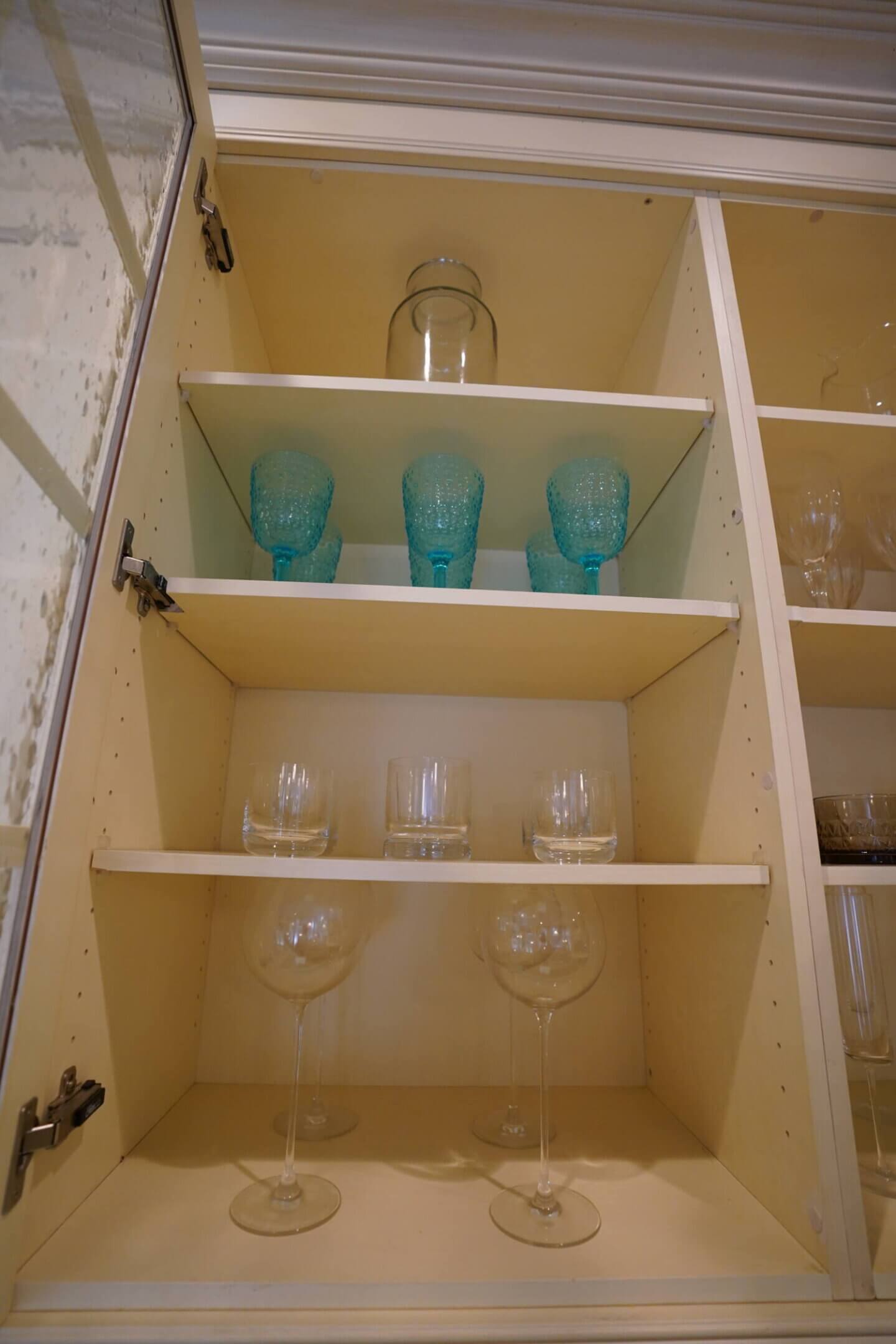 tips for pantry organization - Claire Guentz